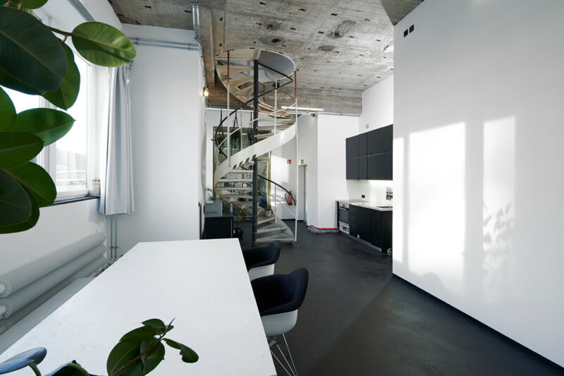 raw studios. - Berlin's premier production studios for photo & film