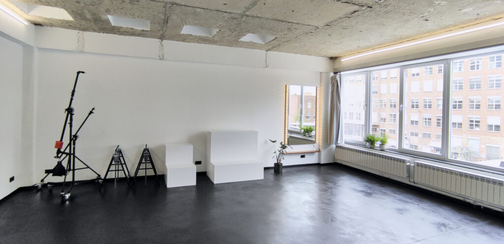 raw studios. - Berlin's premier production studios for photo & film